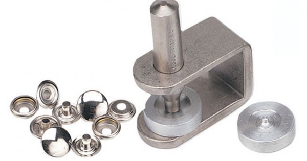 Snap Setter with Snaps